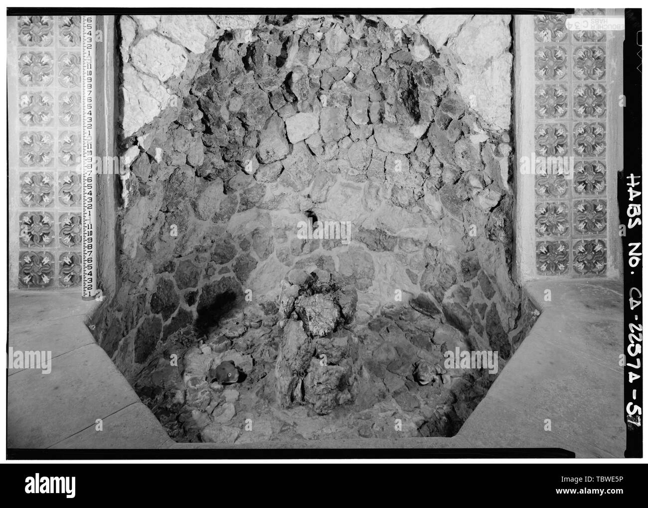 MAIN HOUSE INTERIOR, LIVING HALL, EAST WALL, DETAIL OF BASIN OF GROTTO ...