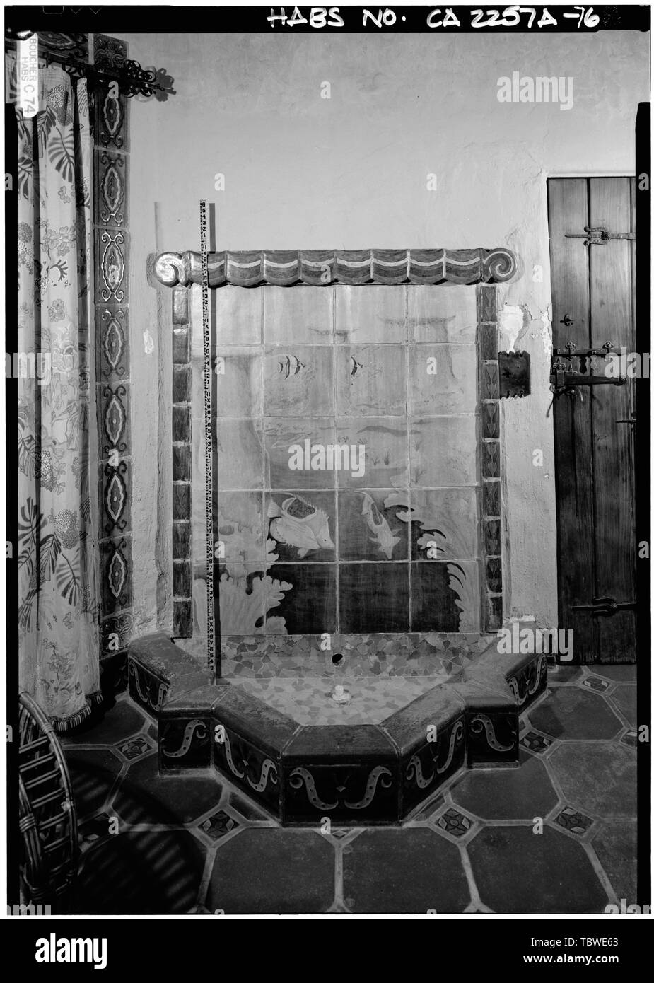 MAIN HOUSE INTERIOR, SOLARIUM, DETAIL OF FOUNTAIN WITH SCALE Death ...