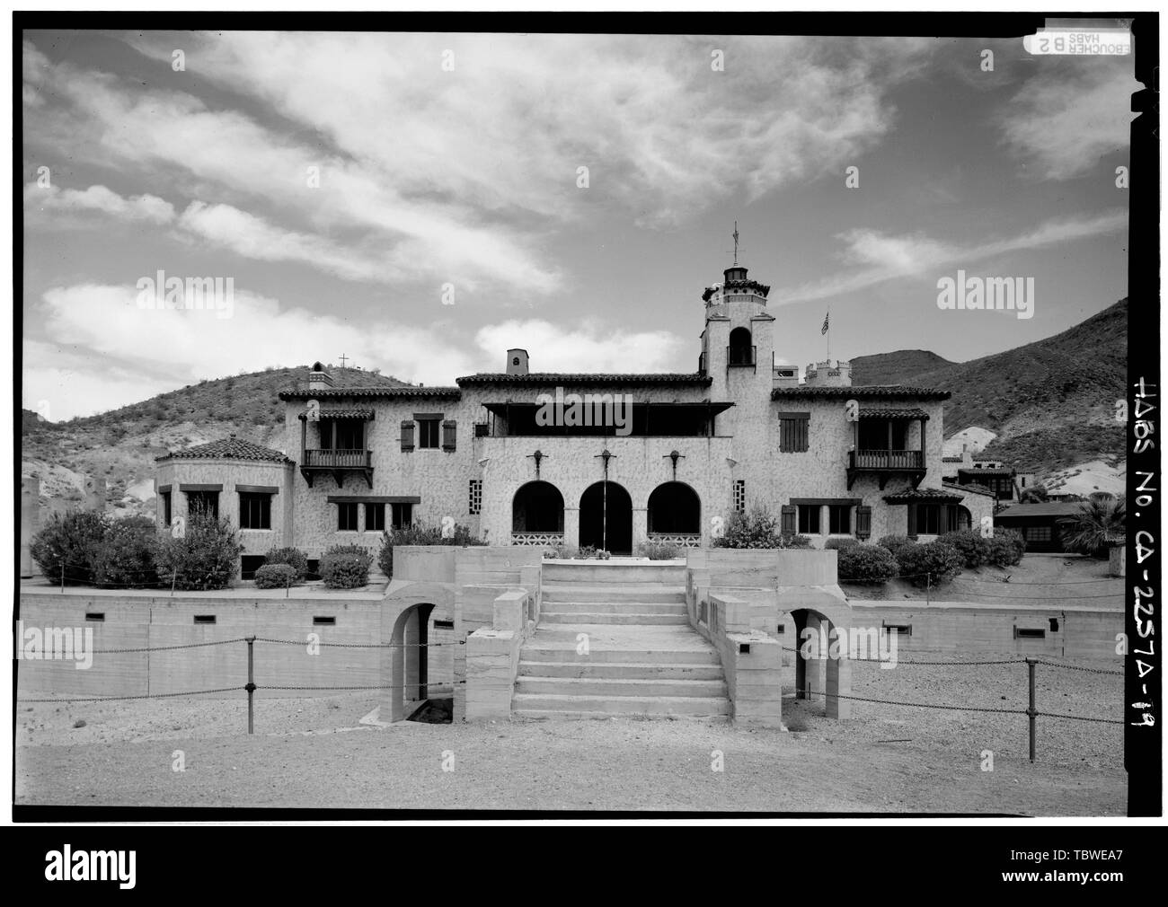 MAIN HOUSE, SOUTH ELEVATION WITH SCALE Death Valley Ranch, Main House ...