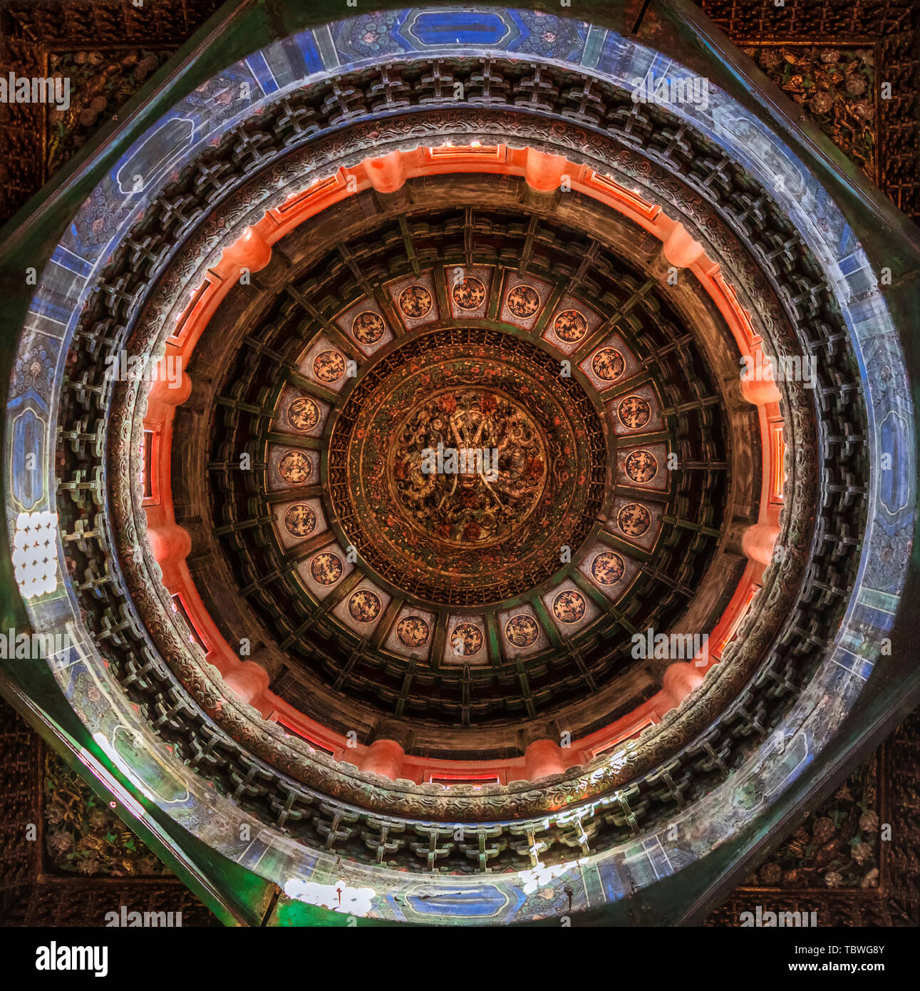 Beijing the palace museum ceiling hi-res stock photography and images ...