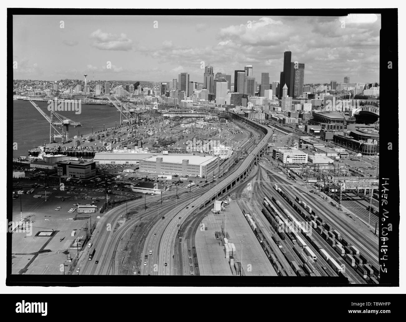 Rail marine terminals Black and White Stock Photos & Images - Alamy