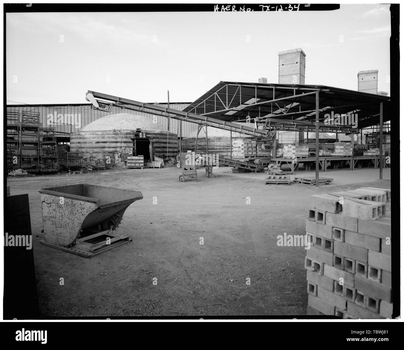 MATERIALS HANDLING EQUIPMENT WEST END OF THE PLANT. D'Hanis Brick Works ...