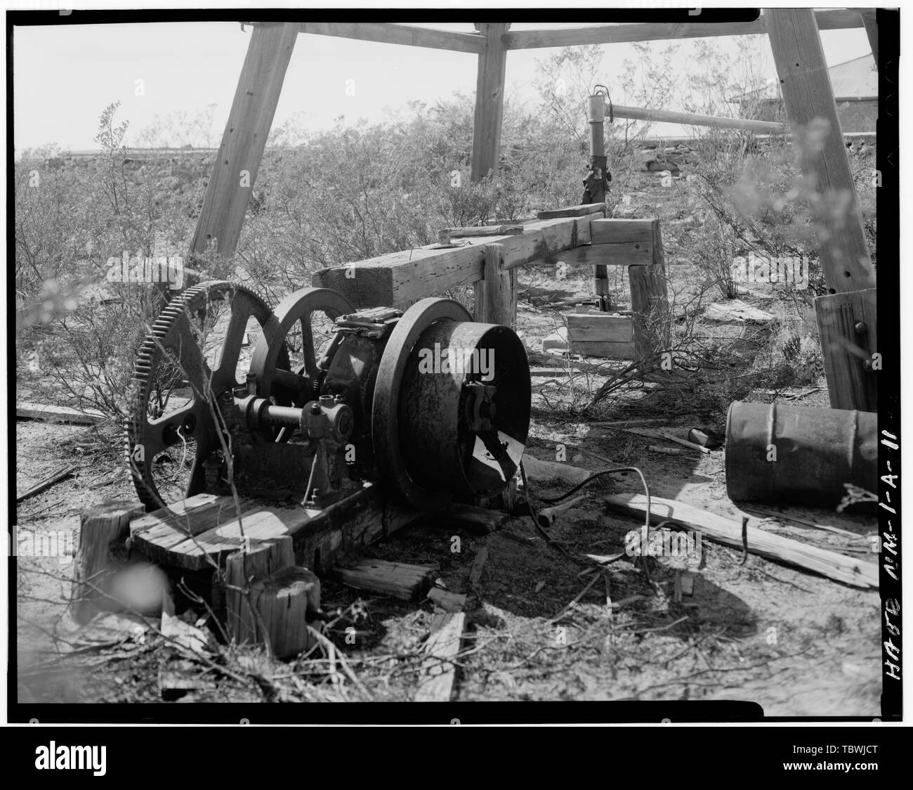 MCDONALD RANCH DRIVE MECHANISM AT BASE OF WINDMILL White Sands Missile ...