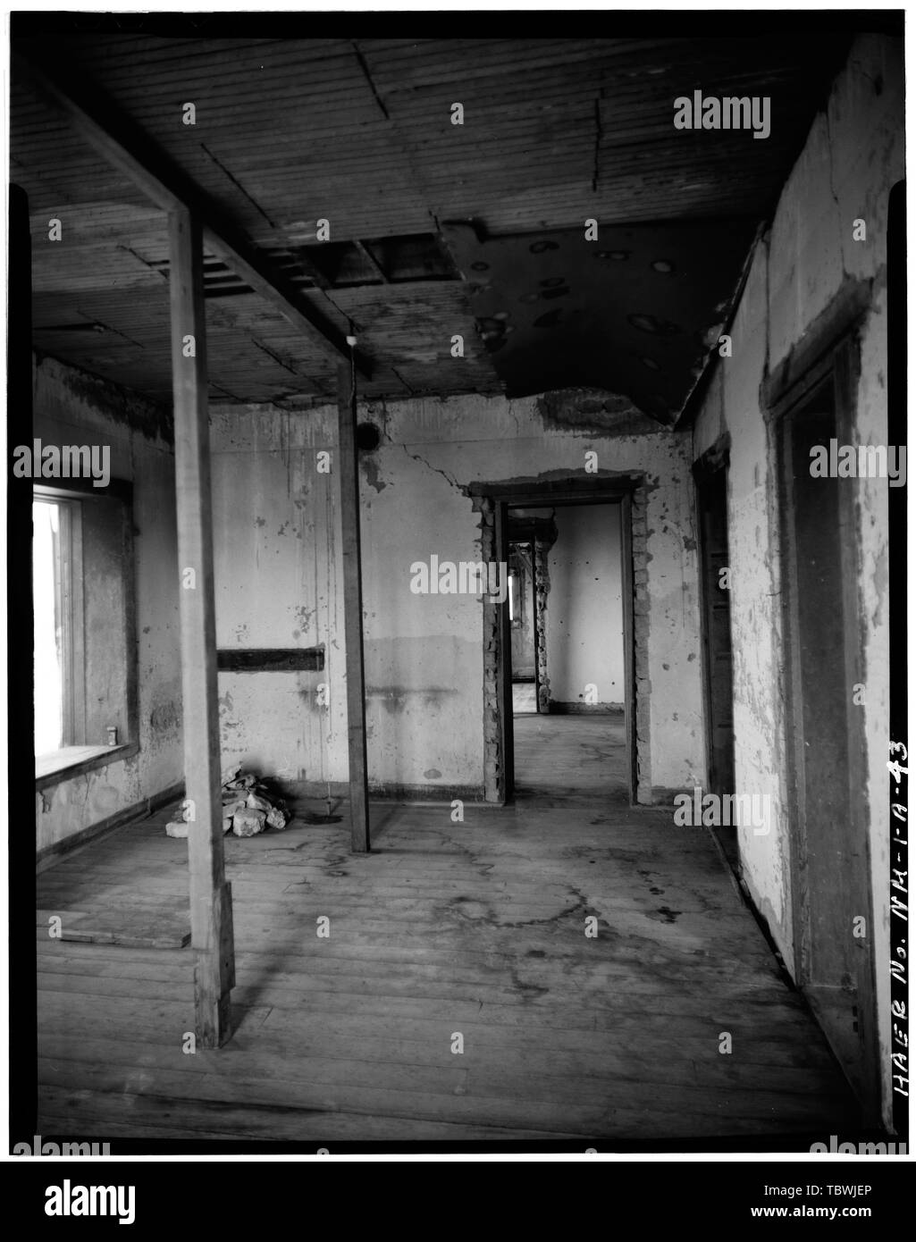MCDONALD RANCH INTERIOR VIEW OF RANCH HOUSE KITCHEN, LOOKING NORTH ...