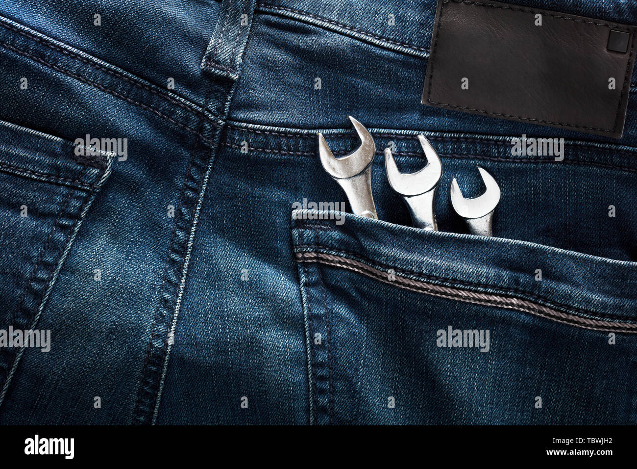 Back view repairman in hi-res stock photography and images - Alamy