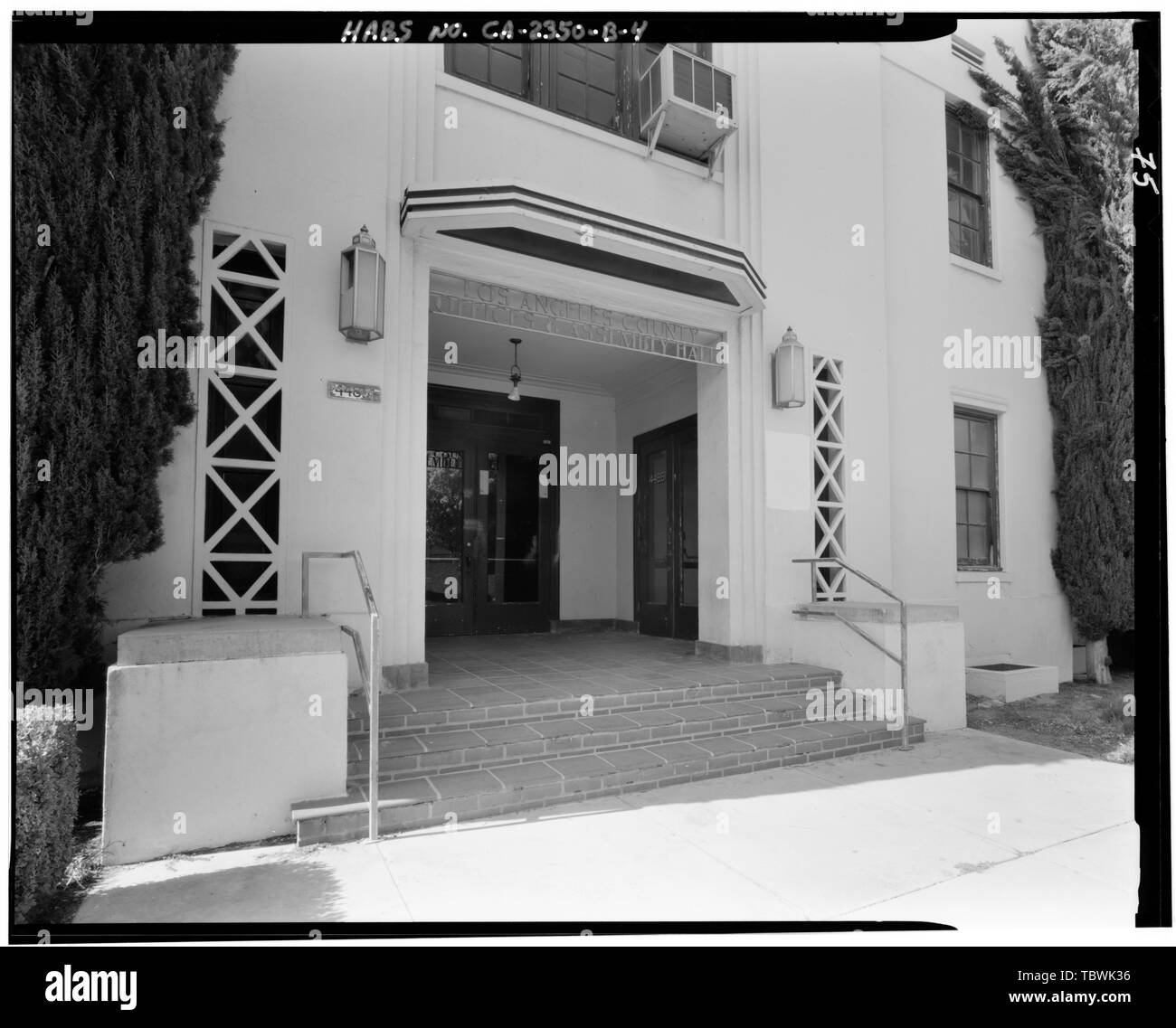 MEMORIAL HALL AND COURTHOUSE EAST FRONT ENTRY, CAMERA FACING NORTHWEST ...