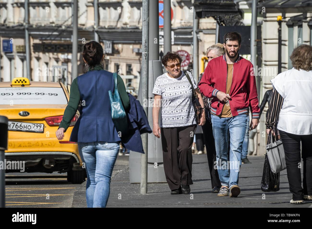 People on the streets of Moscow, Russia Stock Photo - Alamy