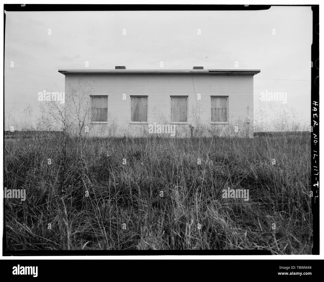 Missile assembly building hi-res stock photography and images - Alamy