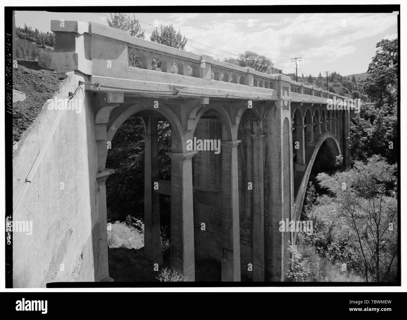 MOSIER CREEK BRIDGE LOOKING 202 DEGREES SOUTHWEST AT NORTH ELEVATION ...