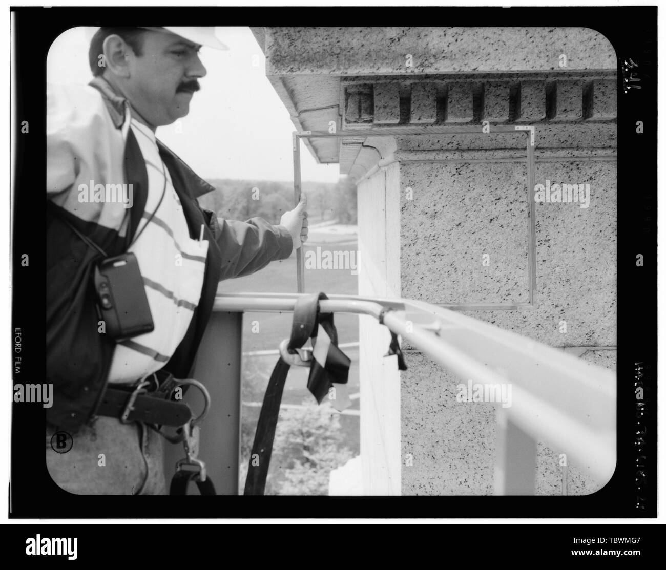 Moulding profile hi-res stock photography and images - Alamy