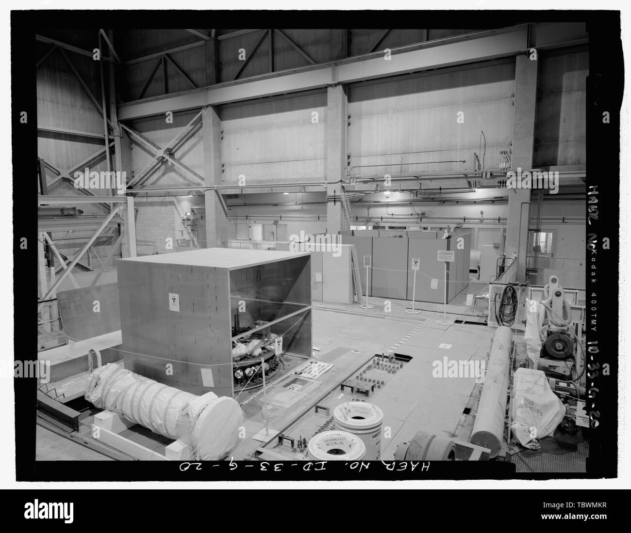 MTR BUILDING INTERIOR, TRA603. CAMERA FACING SOUTHEAST CORNER OF ...