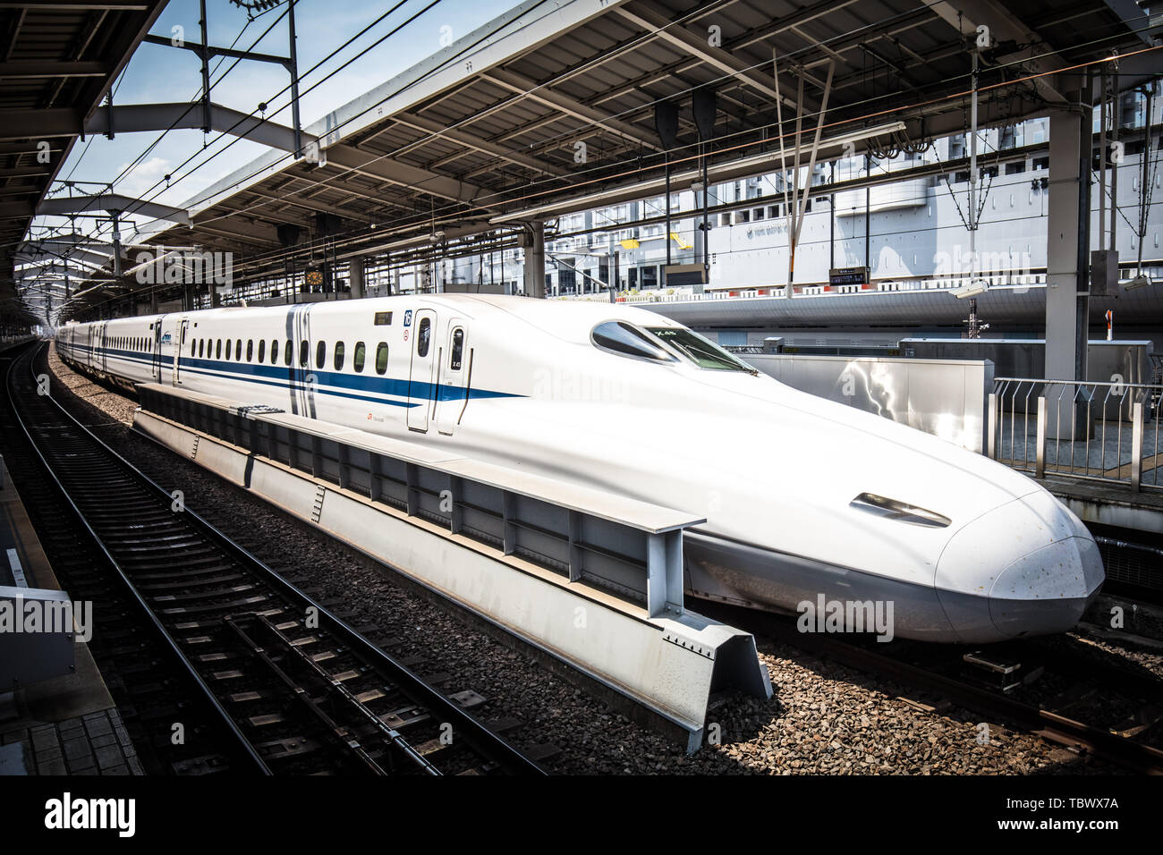 Shinkansen n700a hi-res stock photography and images - Alamy