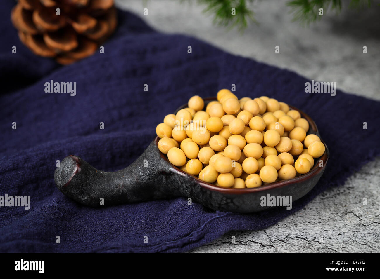 Big soybeans hi-res stock photography and images - Alamy