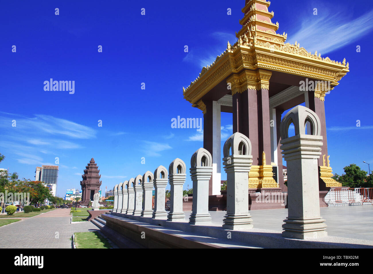 Independence Square, Phnom Penh, Cambodia Stock Photo - Alamy