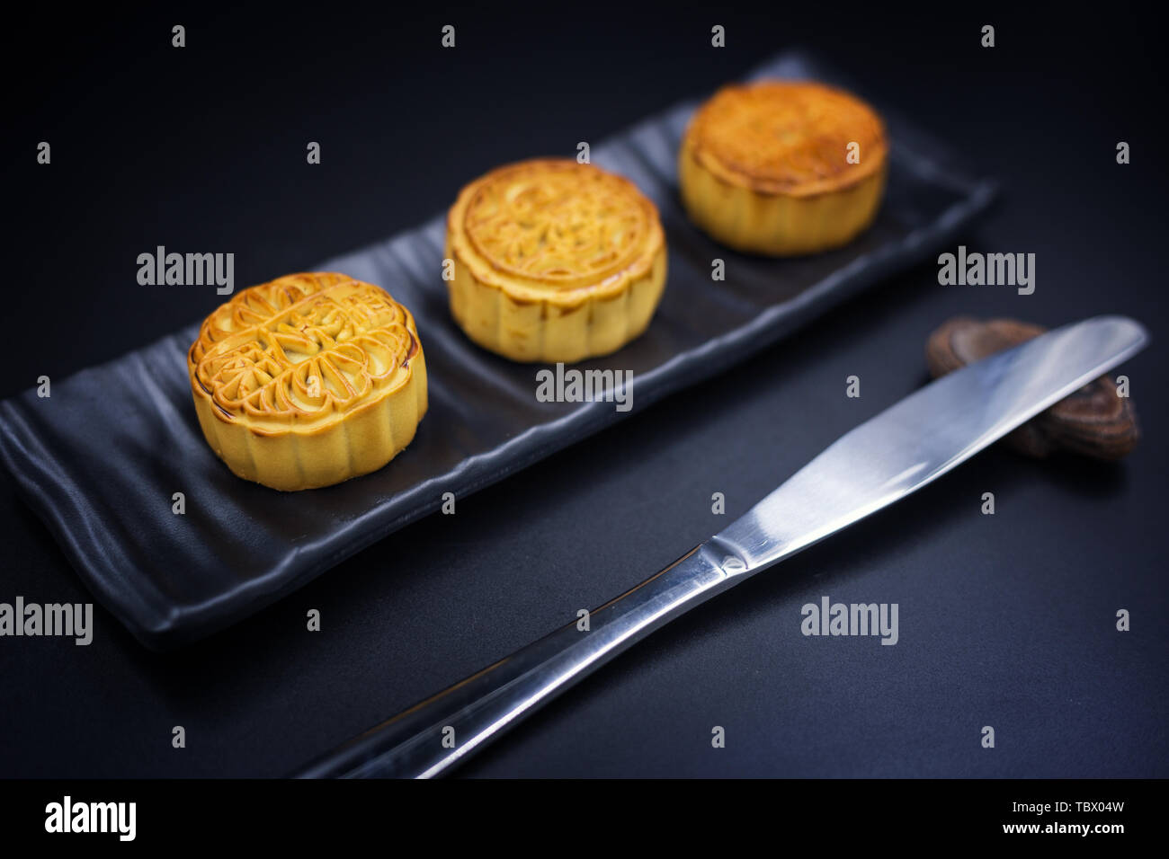 Chinese traditional cuisine Mid-Autumn Festival moon cake tea set Stock ...
