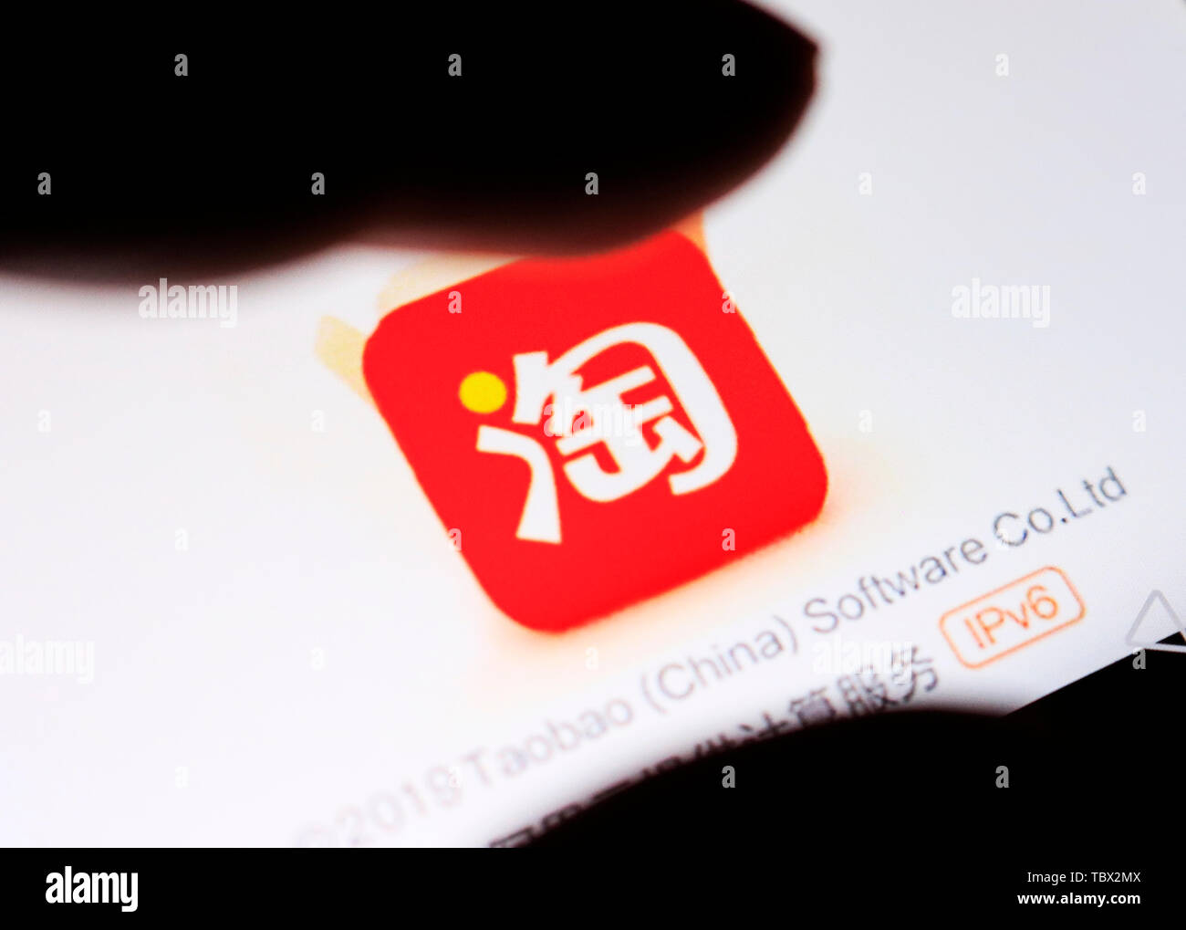 Taobao mobile phone app hi-res stock photography and images - Alamy