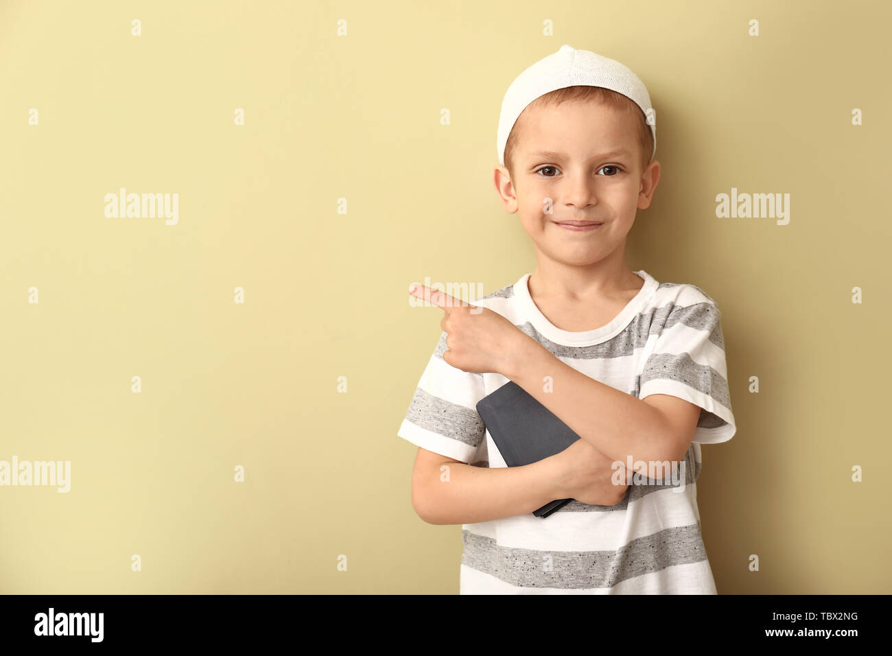 Muslim boy hi-res stock photography and images - Alamy