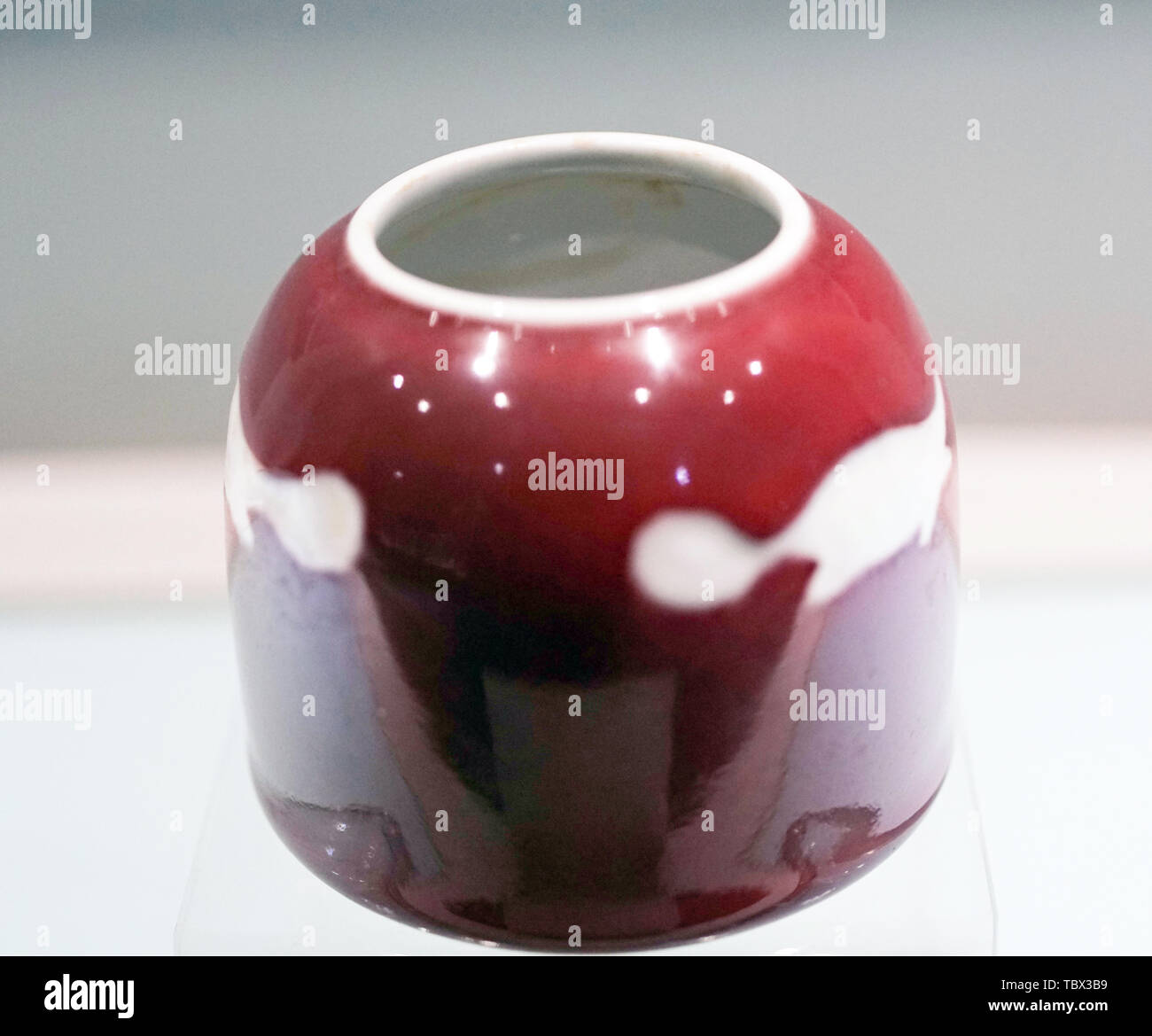 Tang Dynasty porcelain Stock Photo - Alamy