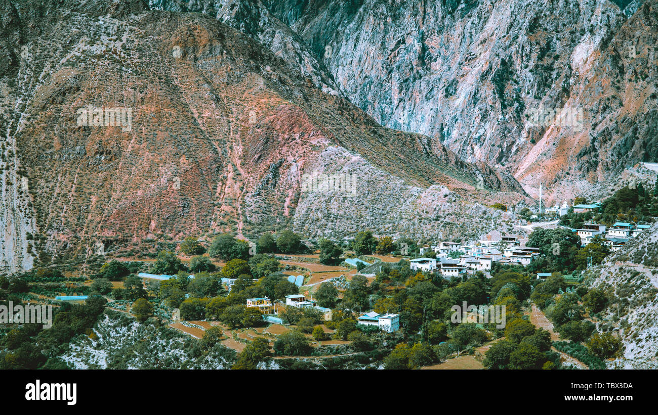 First Bay of Lancang River Stock Photo - Alamy