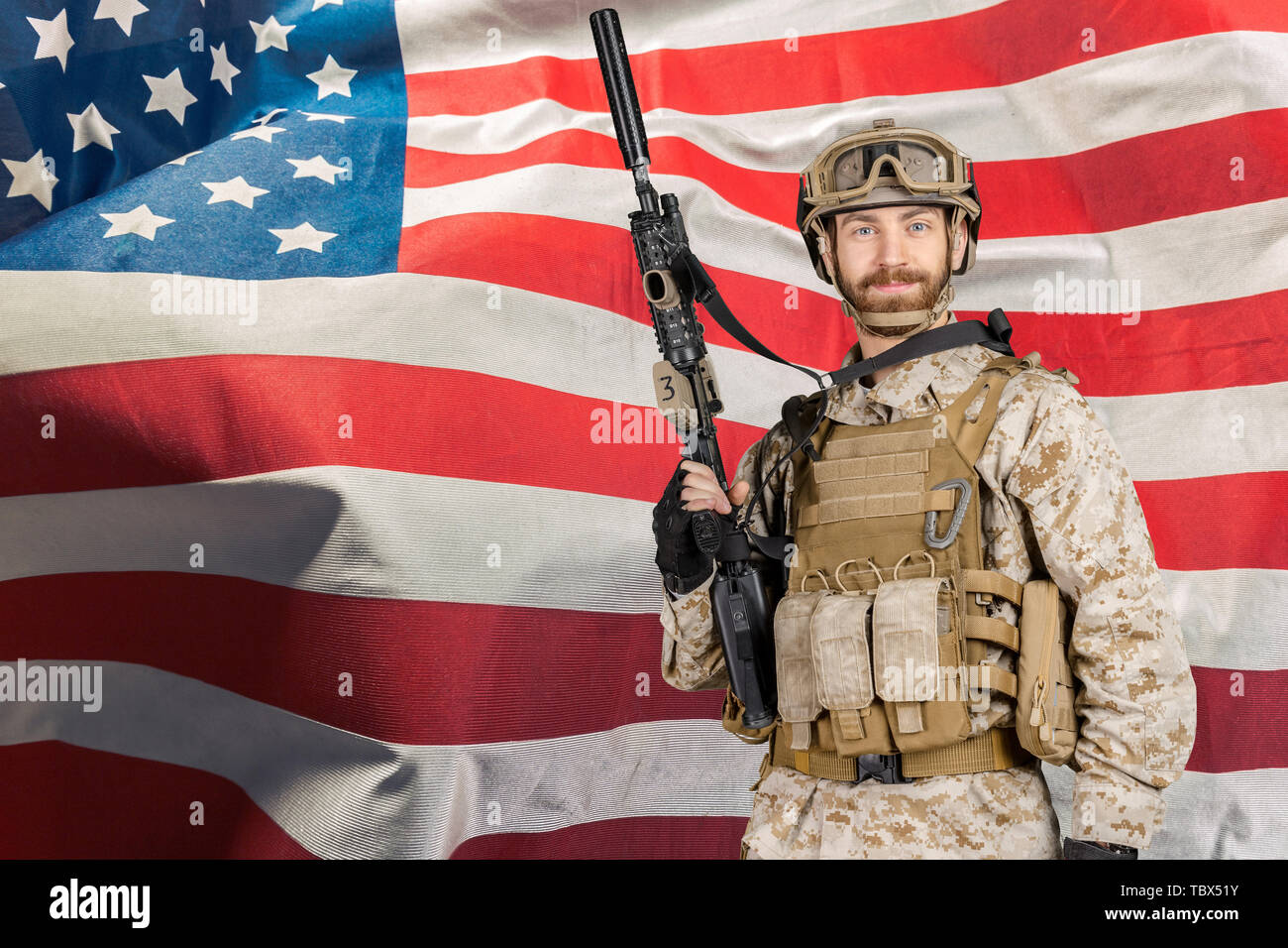 Modern soldier with rifle Stock Photo - Alamy