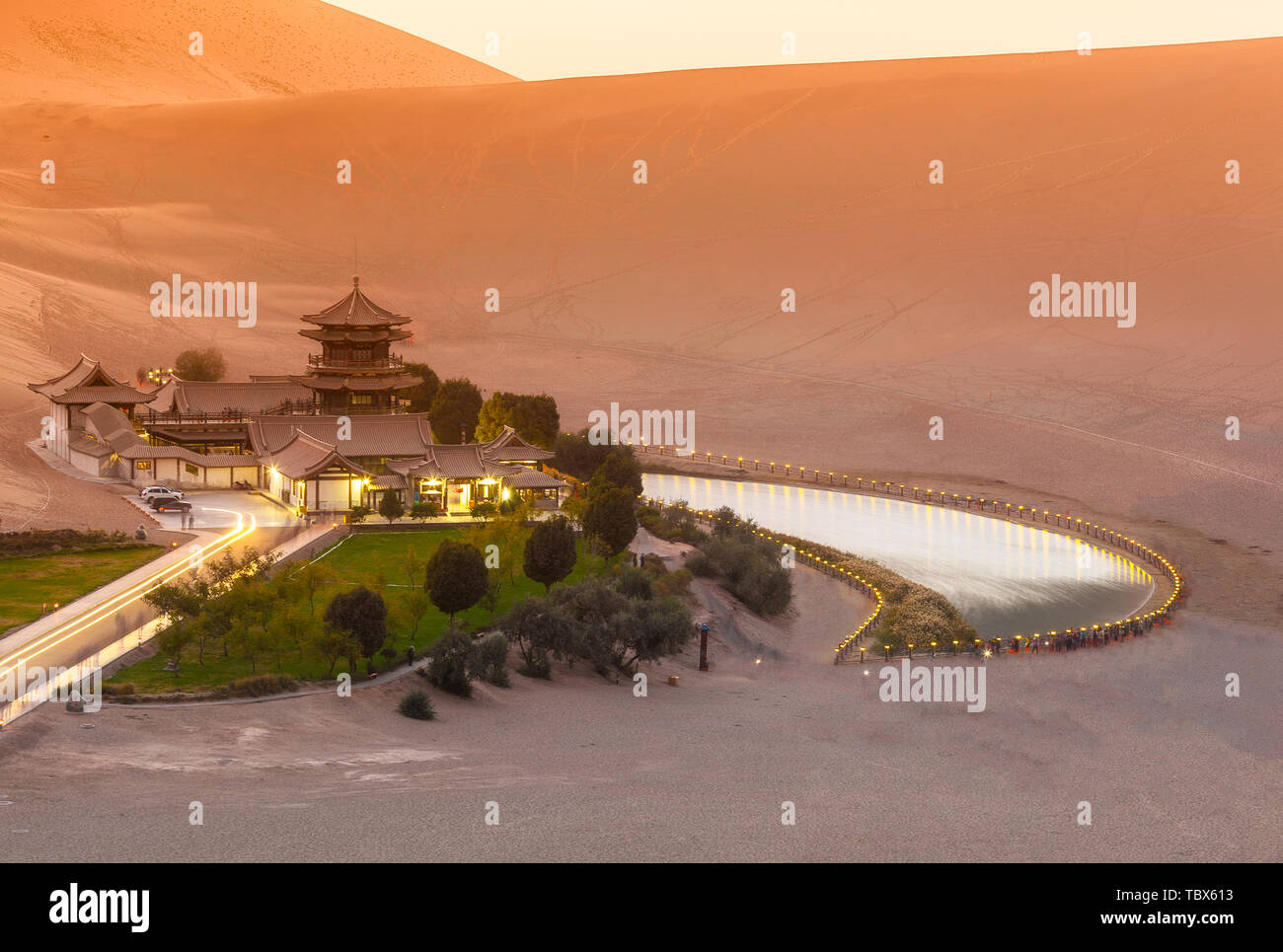 East earth chinese crescent hi-res stock photography and images - Alamy
