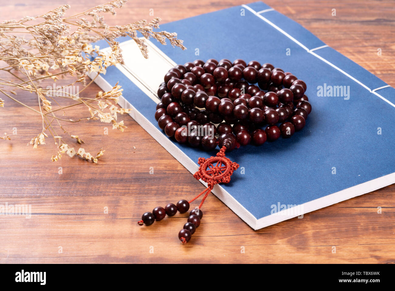 Leaflet rosewood handstring Stock Photo - Alamy