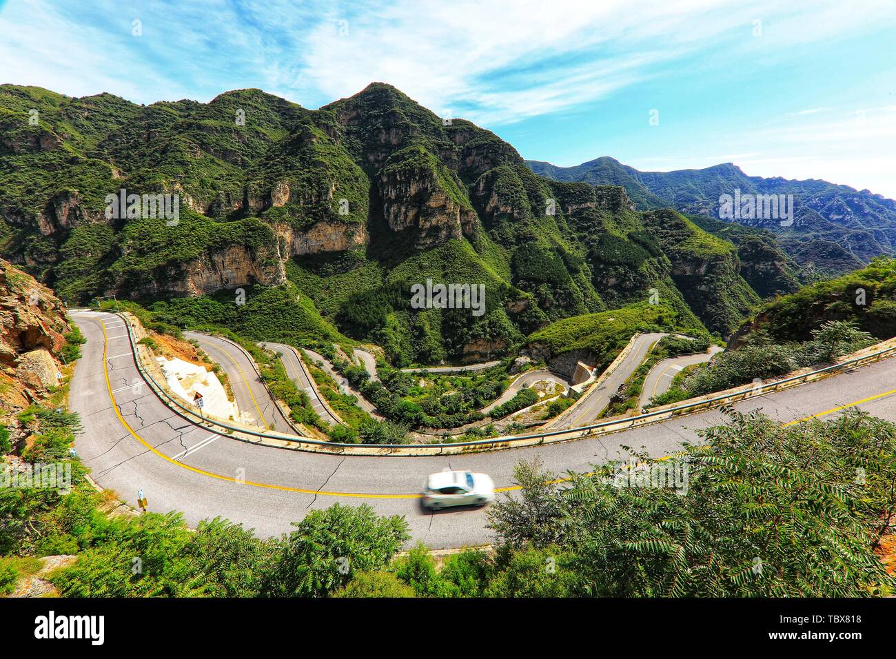 Well small landscapes hi-res stock photography and images - Alamy