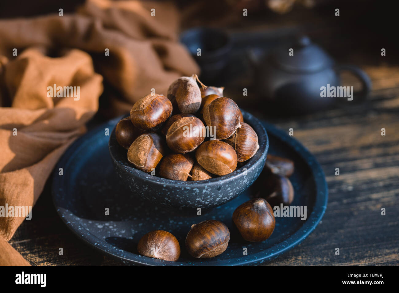 Fry nuts hi-res stock photography and images - Alamy