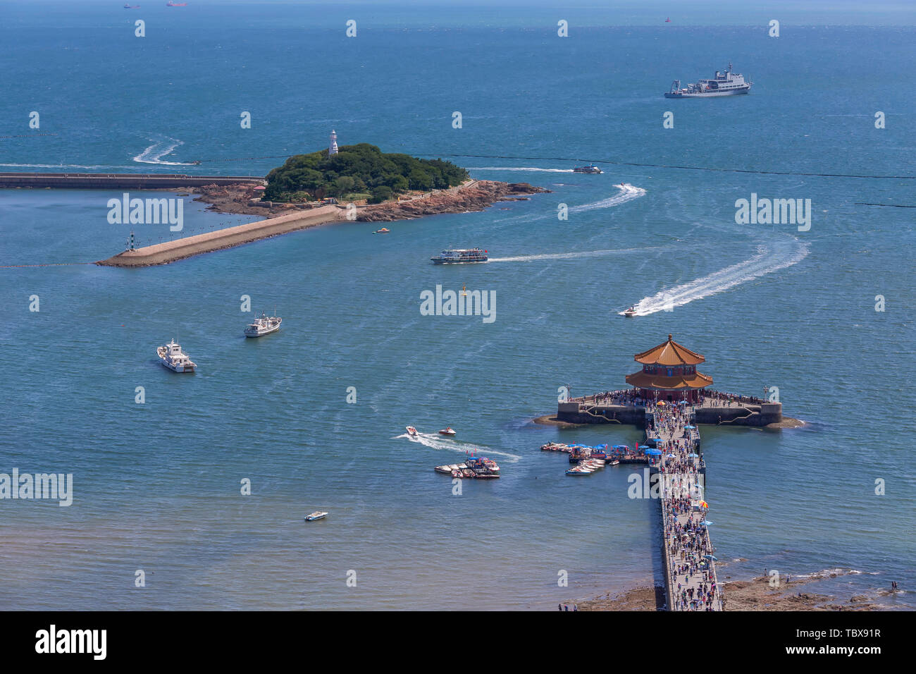 Qingdao tourist attractions hi-res stock photography and images - Alamy