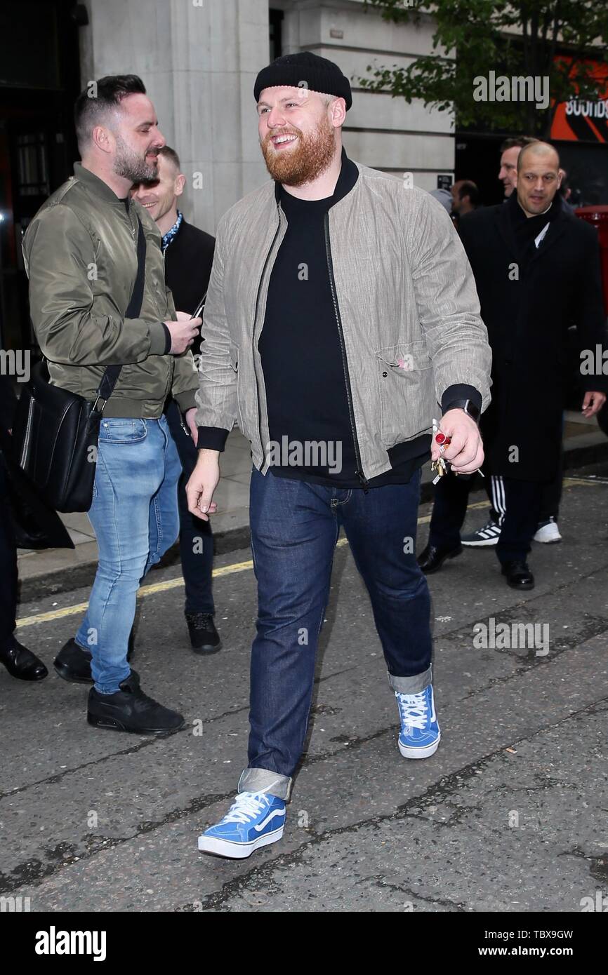 Tom Walker leaves Radio 2 studios Featuring: Tom Walker Where: London ...