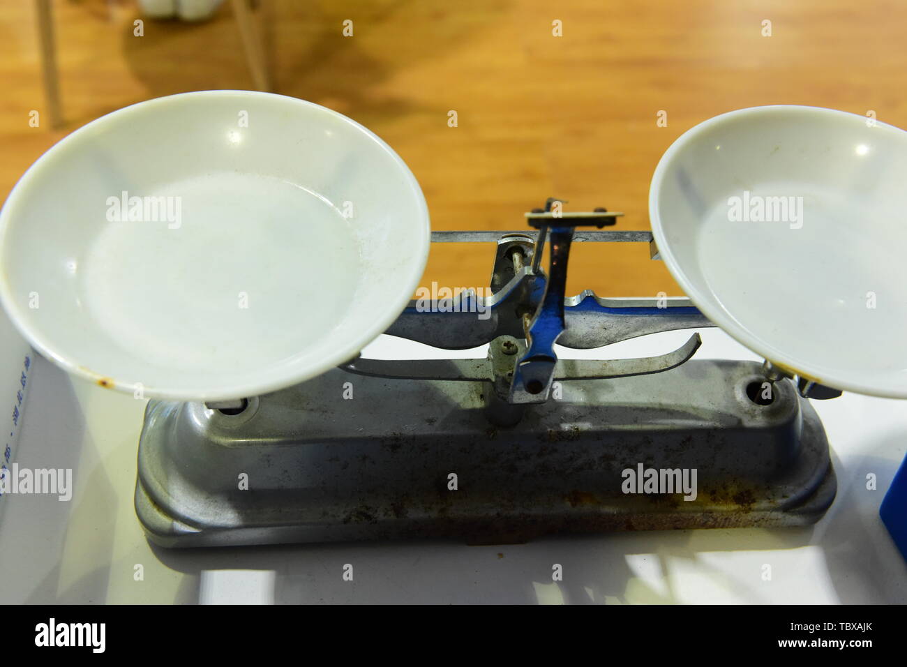 Balance scale hi-res stock photography and images - Alamy