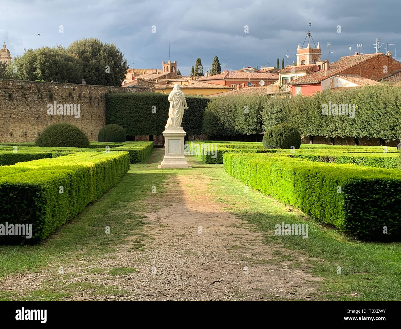 Italian renaissance design public park hi-res stock photography and ...
