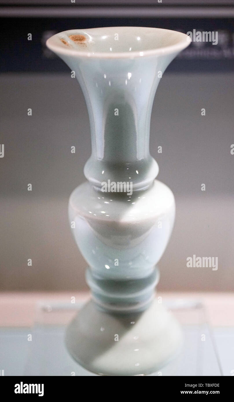 Tang dynasty tea hi-res stock photography and images - Alamy