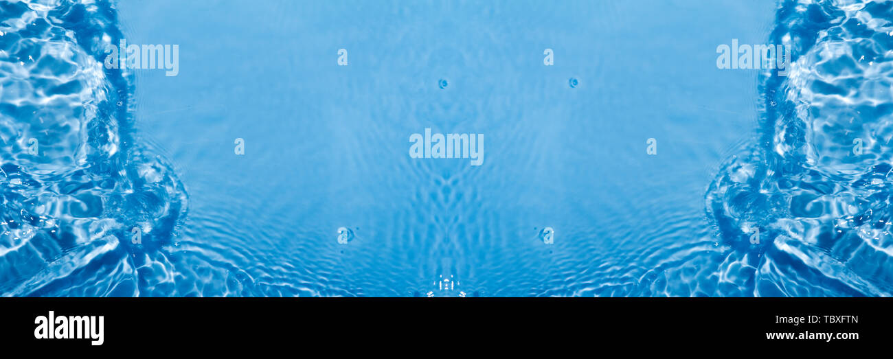 Crystal clear blue ocean splashes hi-res stock photography and images ...