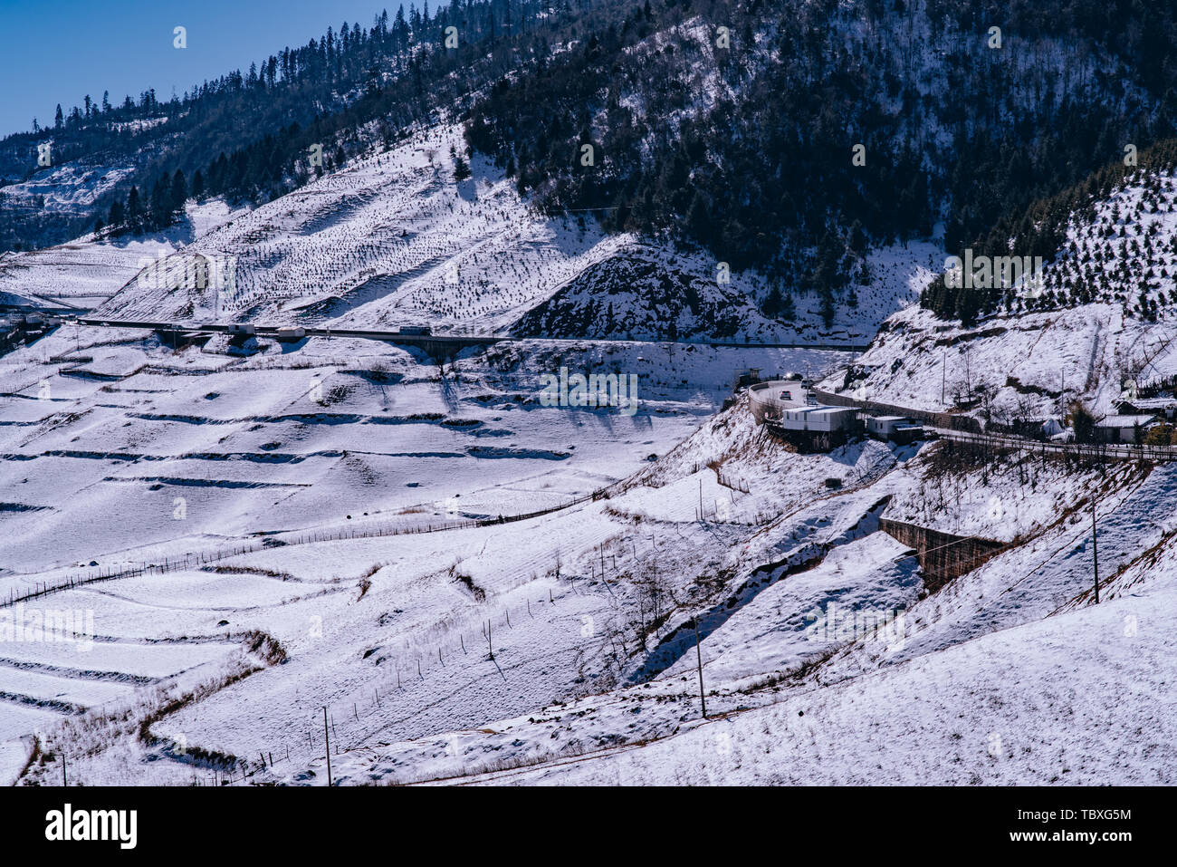 Haba snow mountains hi-res stock photography and images - Alamy