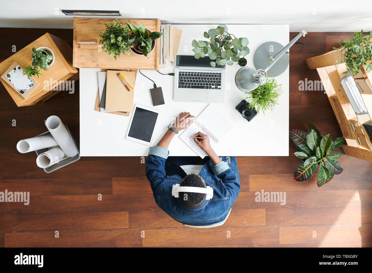Workplace student hi-res stock photography and images - Alamy
