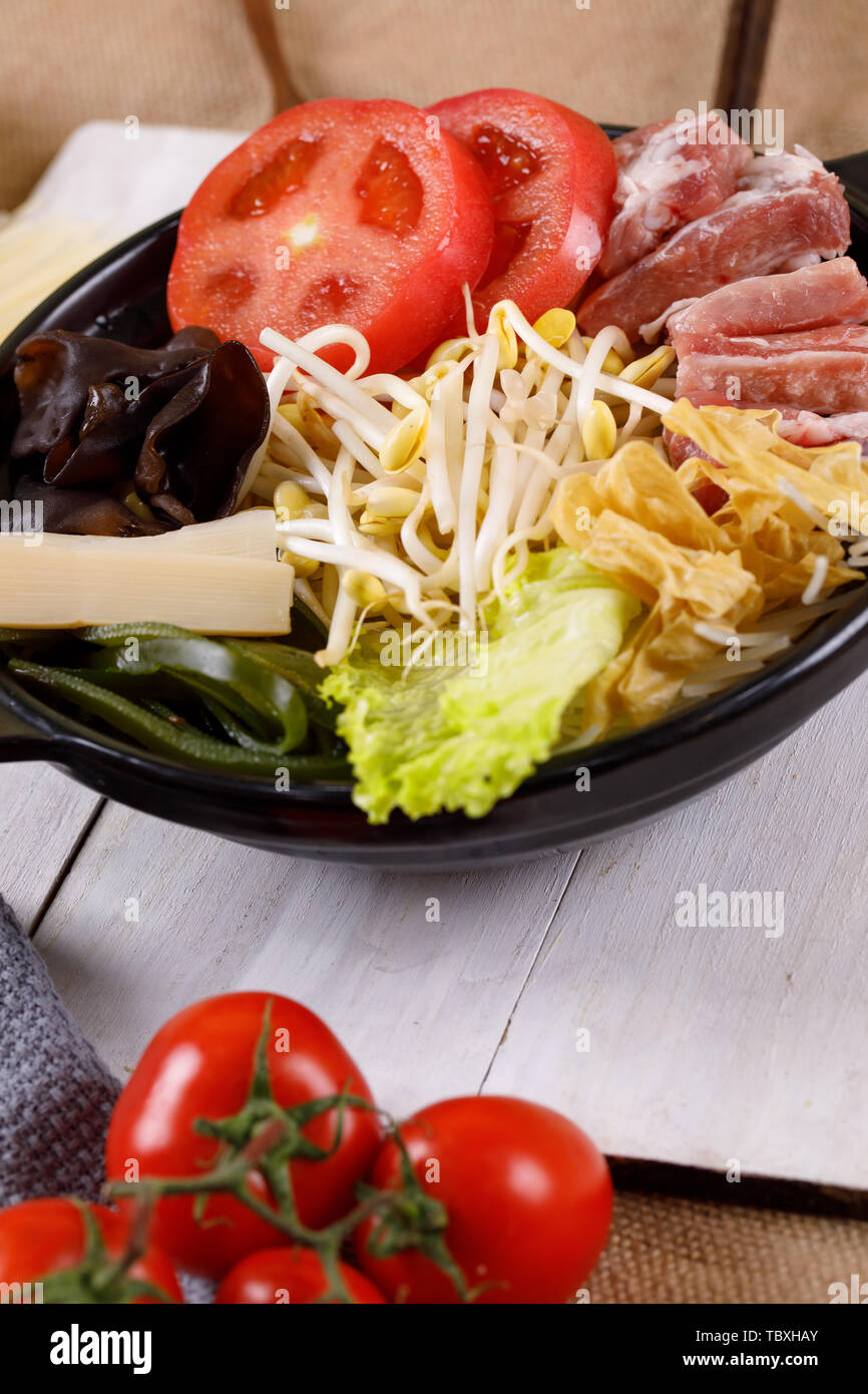 Rice thread matching hi-res stock photography and images - Alamy