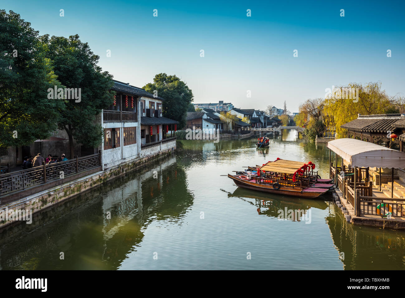 Bridges no one has rivers and lakes outdoors hi-res stock photography ...