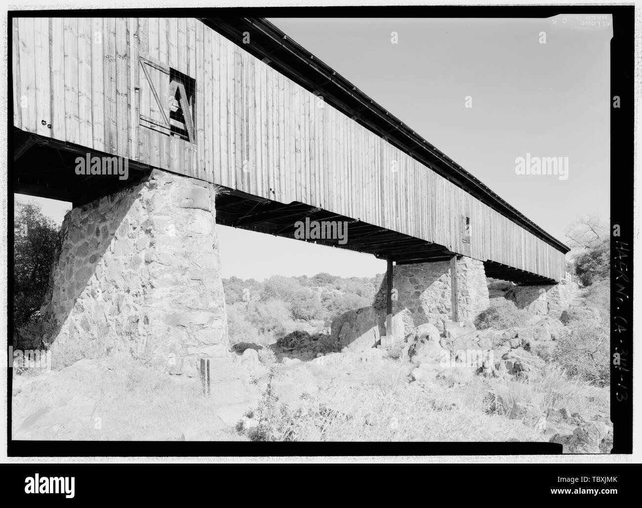 Overflow gate hi-res stock photography and images - Alamy