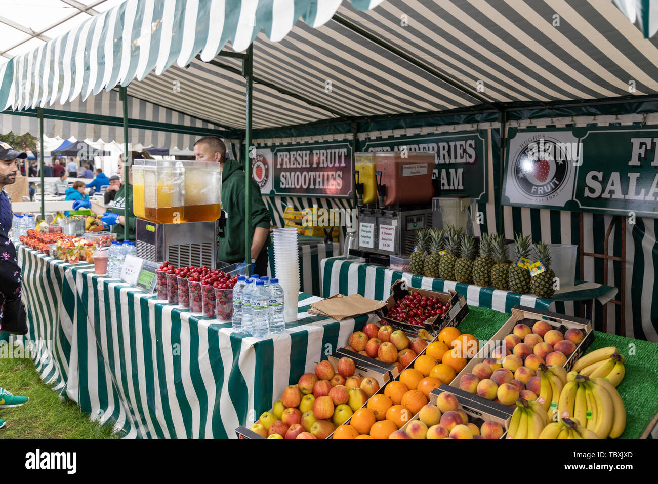 Smoothie stand hi-res stock photography and images - Alamy