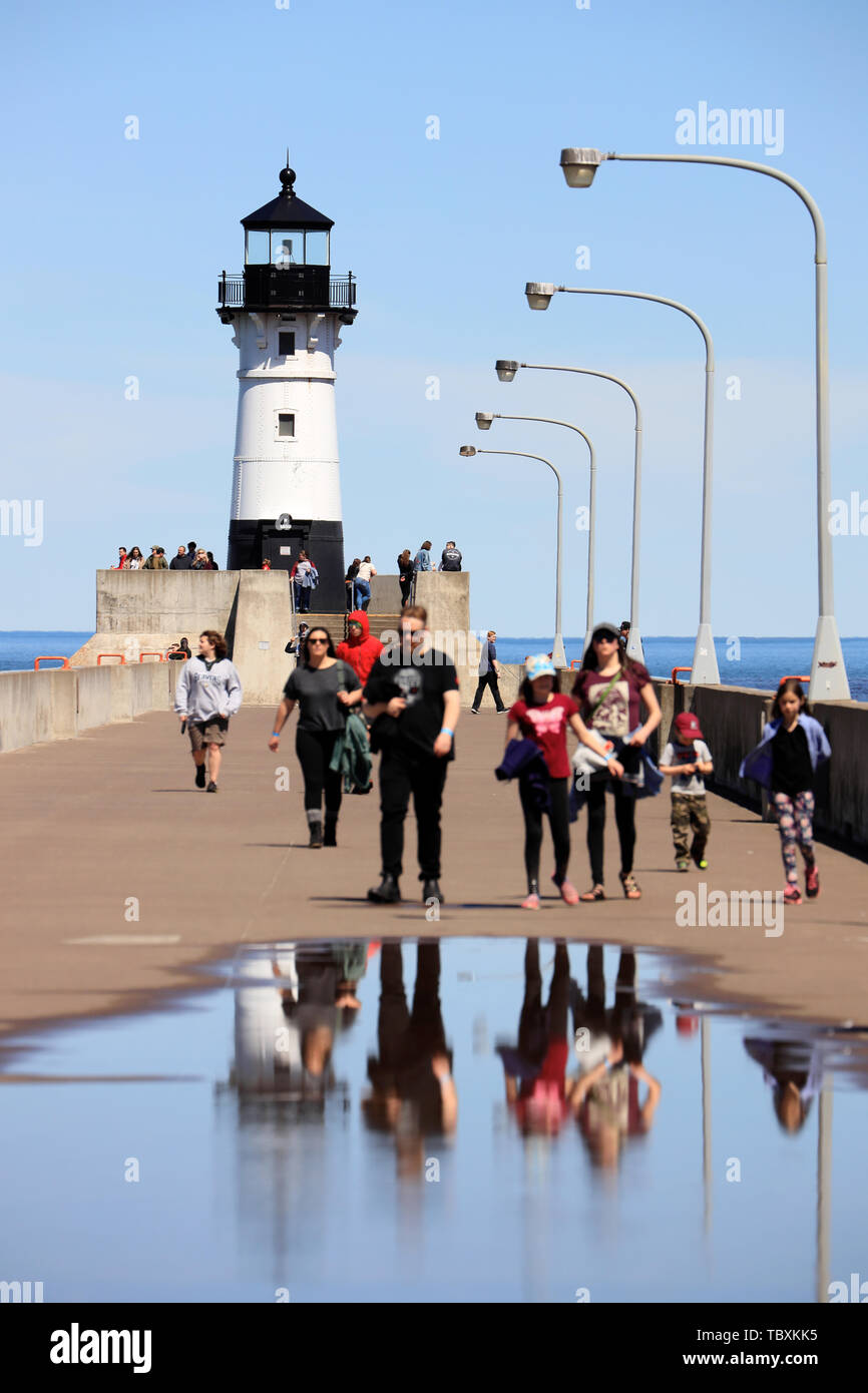 Visitors on the North Pier of Duluth Ship Canal with the North Pier ...