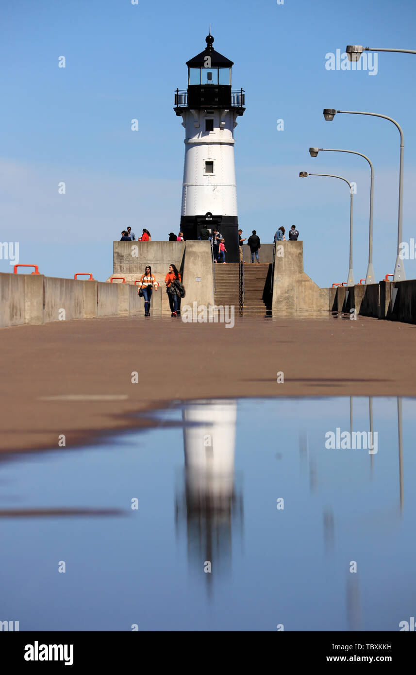 Visitors on the North Pier of Duluth Ship Canal with the North Pier ...