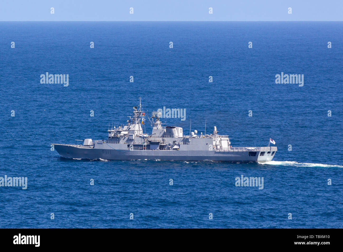 To royal new zealand frigate hmnzs te mana f111 hi-res stock ...