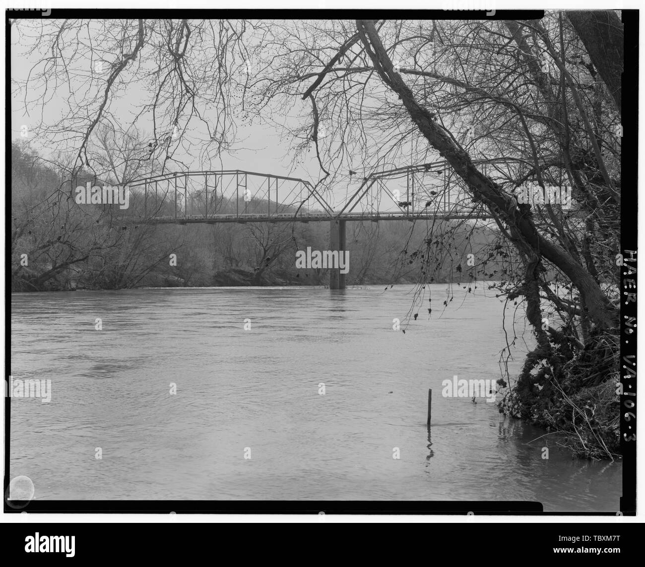 NORTH ELEVATION, LOOKING SOUTH Mansion Truss Bridge, Spanning Staunton ...
