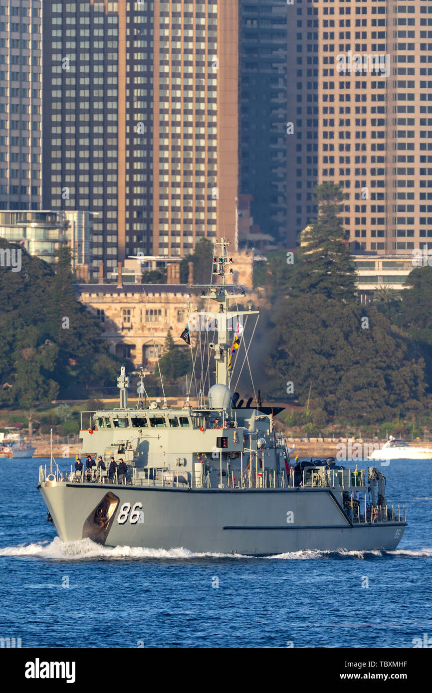 Huon class minehunter hi-res stock photography and images - Alamy