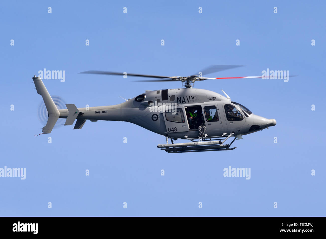 Bell 429 hi-res stock photography and images - Alamy