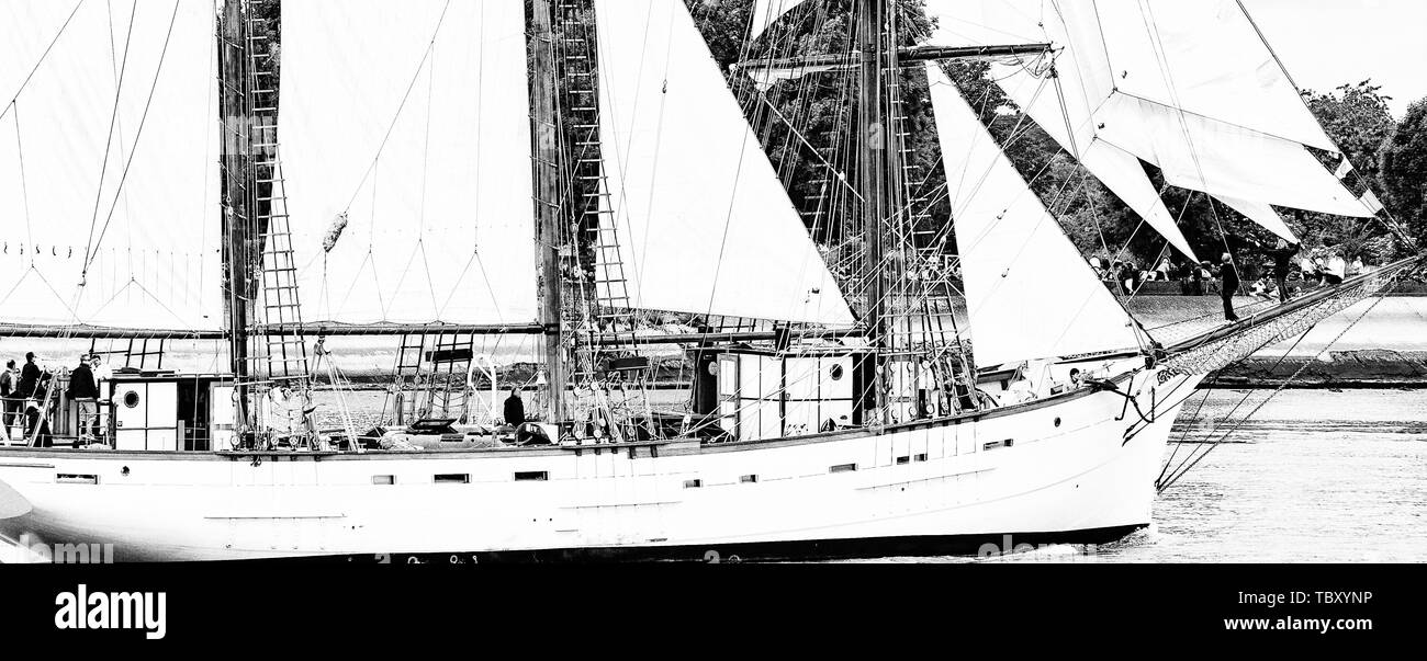 River seine i Black and White Stock Photos & Images - Alamy