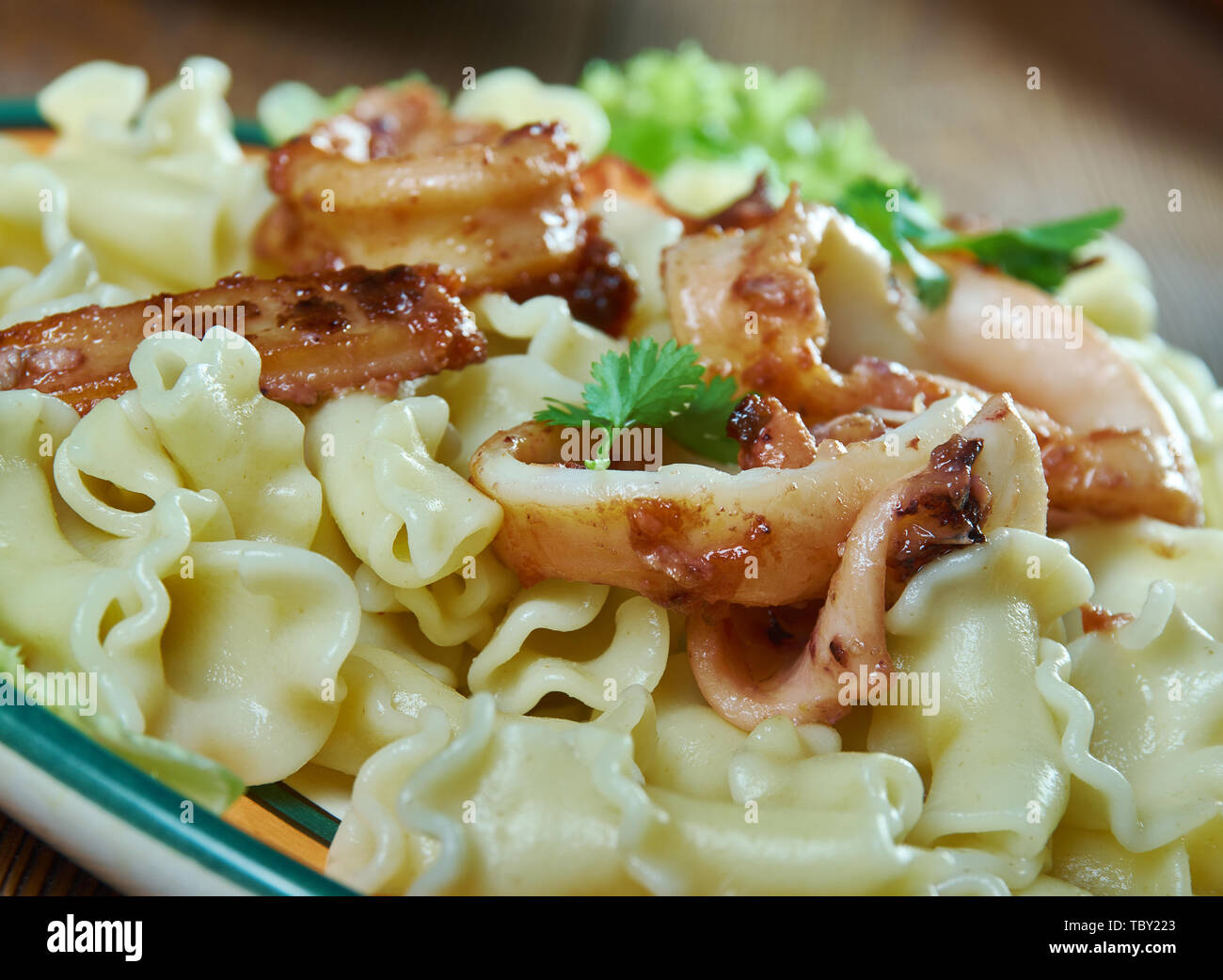 Pasta campanelle hi-res stock photography and images - Alamy