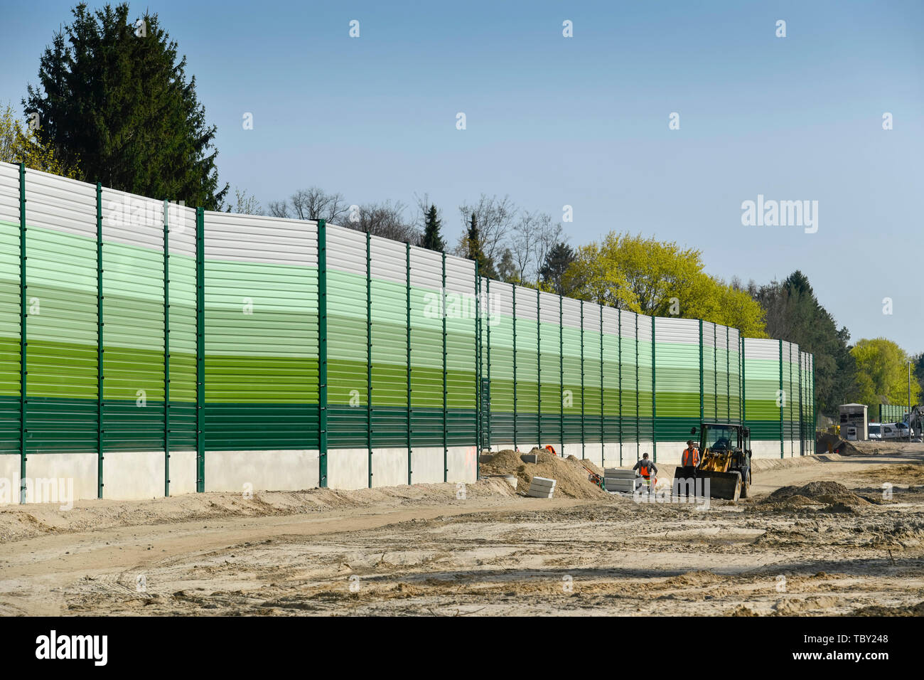 Noise prevention wall Dresden road, Hilbertstrasse, to bright wheel ...