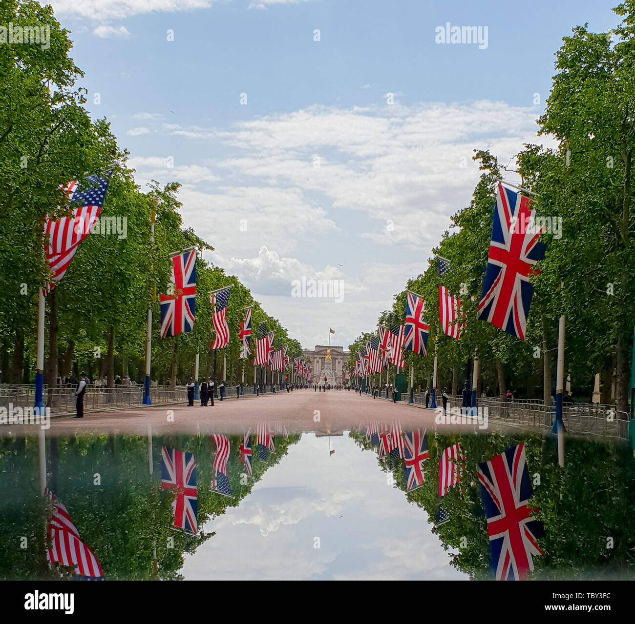 The Mall, London, UK 3 June 2019 - The Mall decorated with the flags of ...